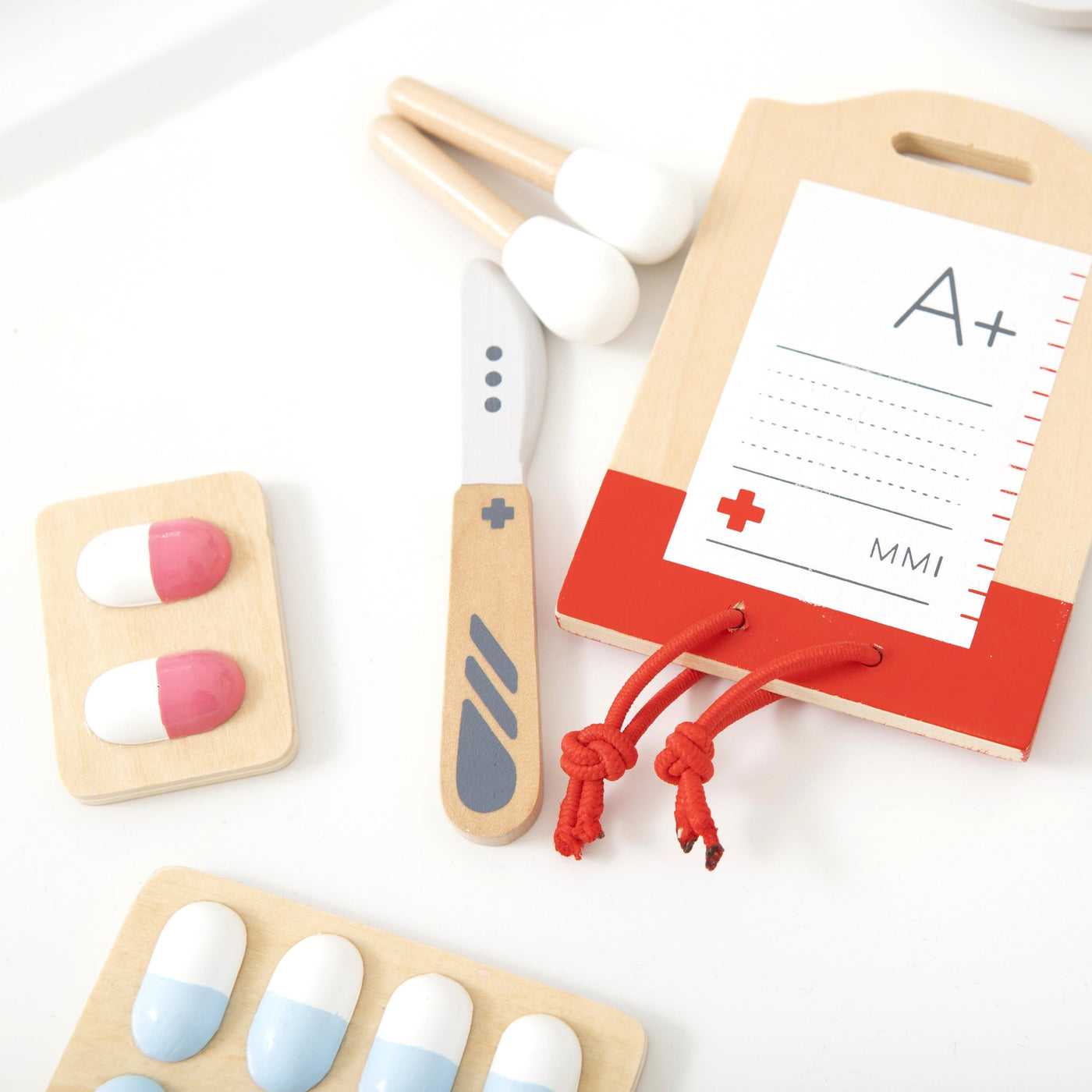 Iconic Toy - Wooden Surgeon Kit – littlewhimsy