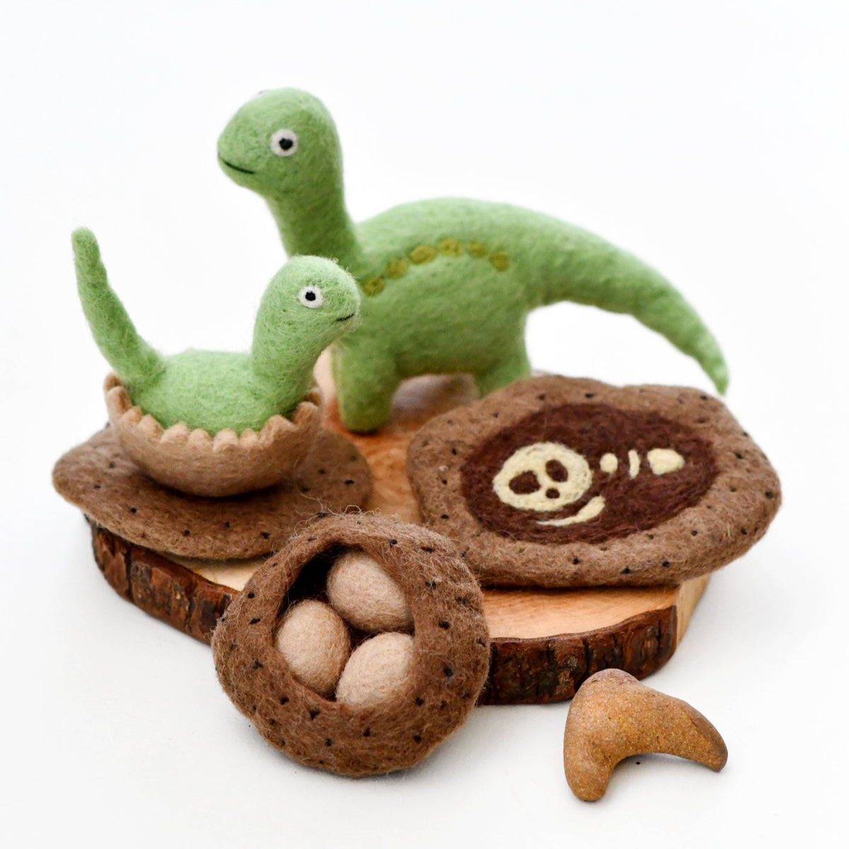 Felt Life Stages of a Brontosaurus – littlewhimsy