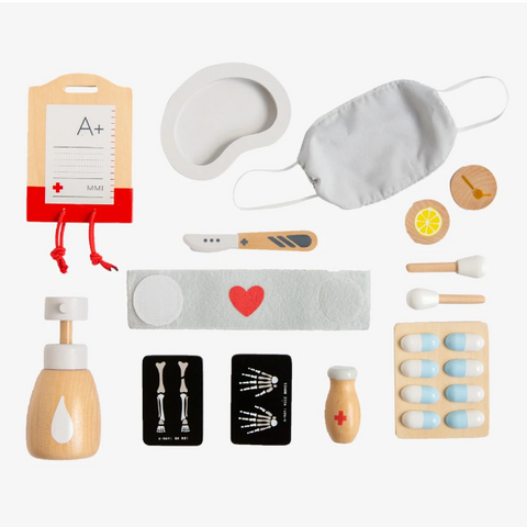 Iconic Toy - Wooden Surgeon Kit – littlewhimsy